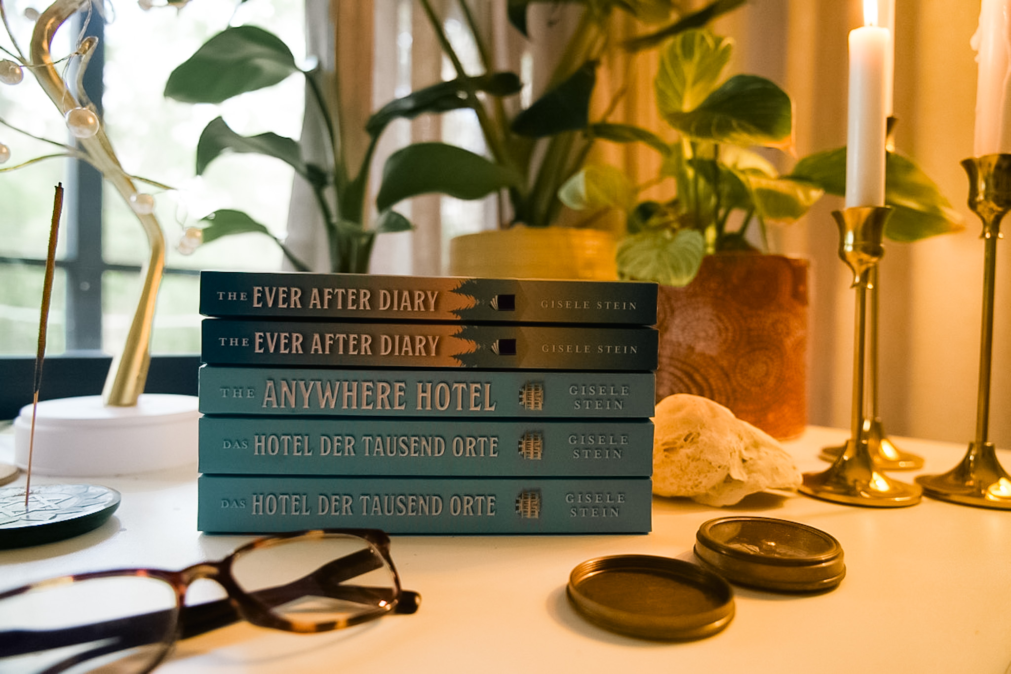 My Writing Desk. - Gisele Stein